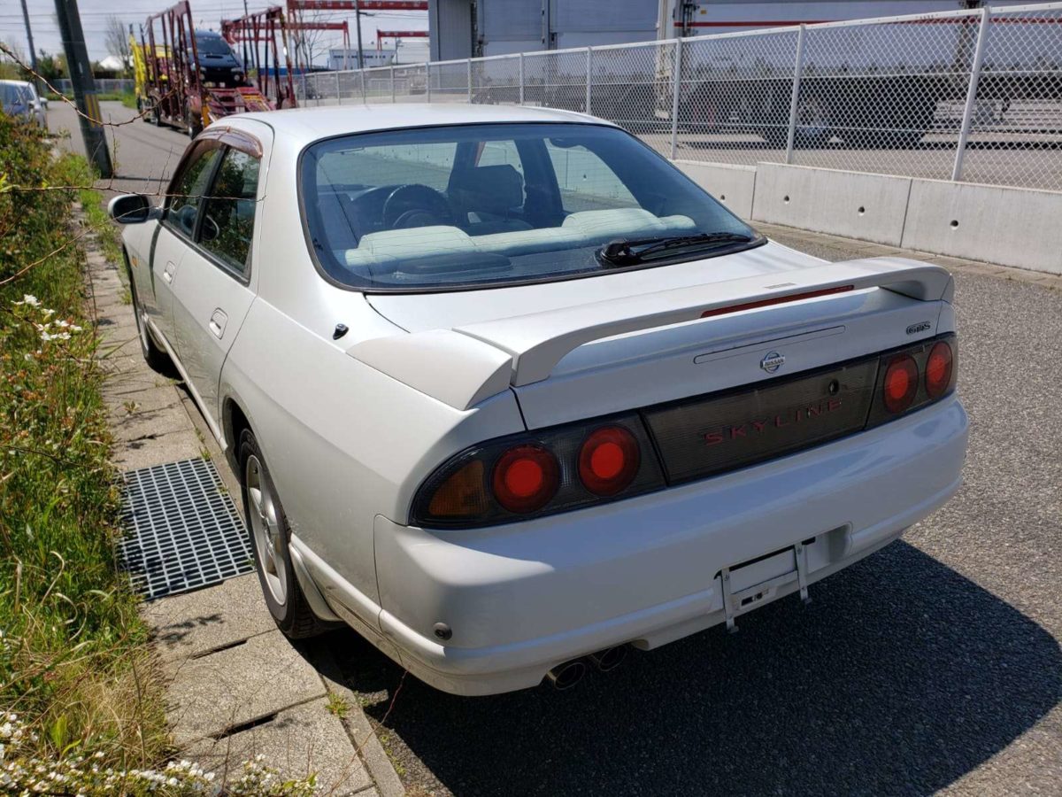 TWUW8211 | Import cars from japan