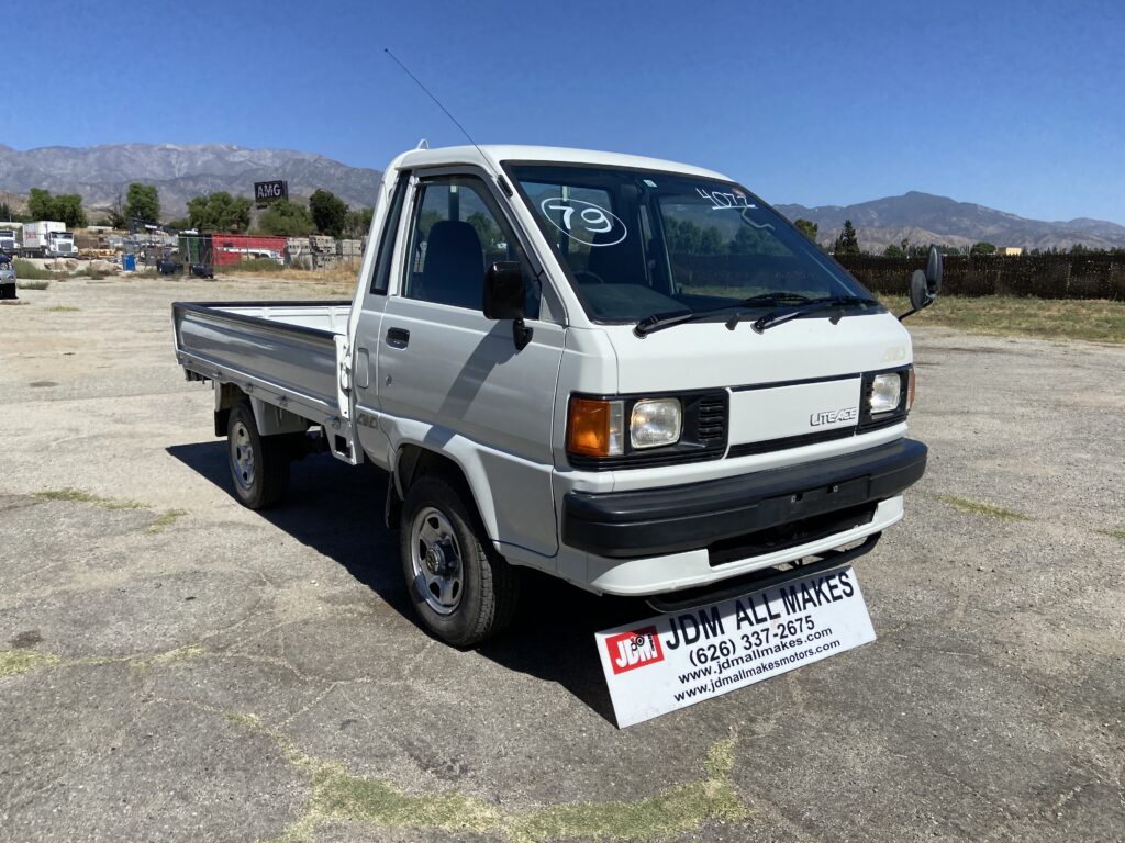 1994 TOYOTA LiteAce 2C Diesel 2L 5MT Locking Hubs AISIN 2Hi-4Hi-4Low ...