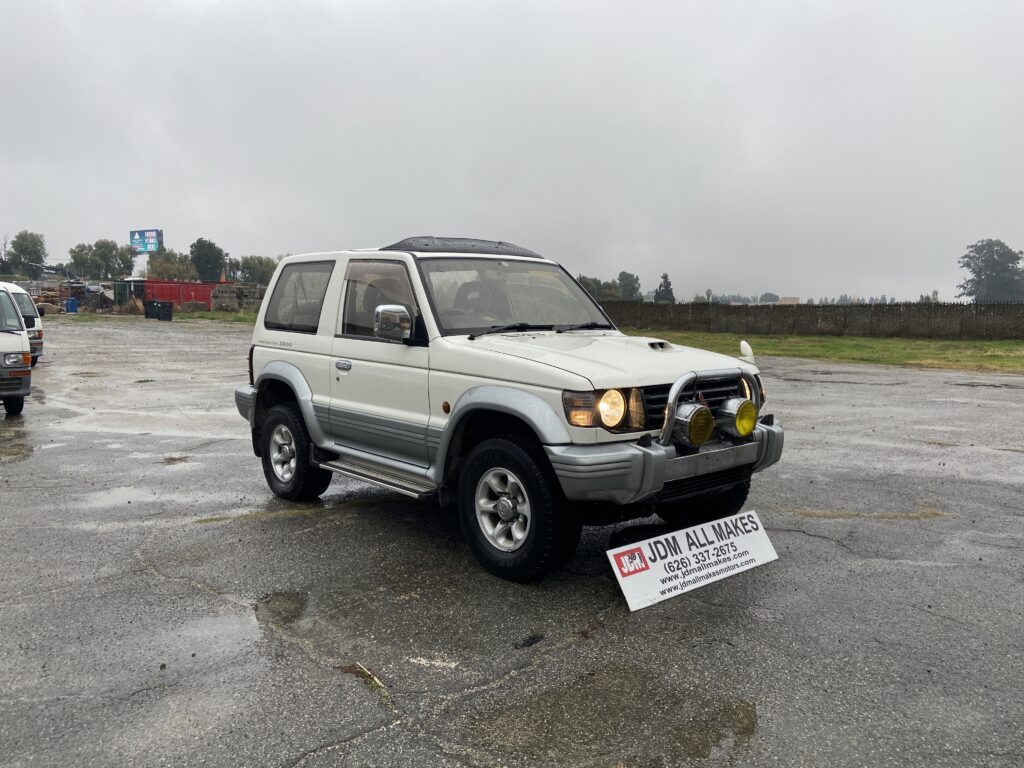 1995 Mitsubishi Pajero Turbo Diesel 2.8L 4M40 Diff Lock 5MT 2Hi-4Hi ...